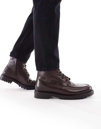 schuh Darcy - Schn&uuml;rstiefel aus Leder in Vintage-Braun mit dicker Sohle-Brown