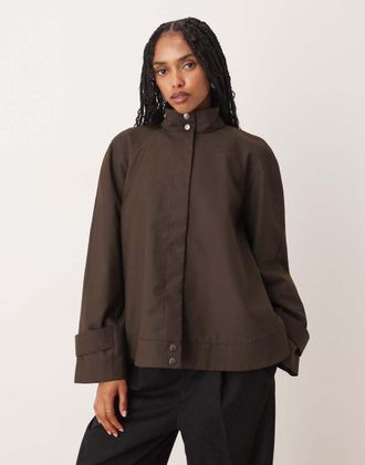 Asos Veste évasée habillée à col montant et manches raglan - Chocolat-Brown