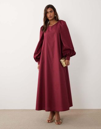Daska Oversize-Maxikleid in Burgunderrot mit Ballon&auml;rmeln