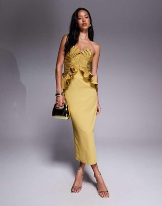 Asos Midi-Tr&auml;gerkleid in Chartreuse-Gr&uuml;n mit gerafftem Oberteil im Strukturdesign-Gelb