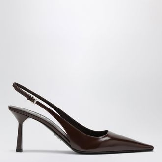 Prada Slingback-Pumps aus geb&uuml;rstetem Leder in Burnt