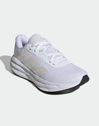 adidas adidas Performance - Galaxy 7 - Laufschuhe in Wolkenwei&szlig; / Zero Metalic / C