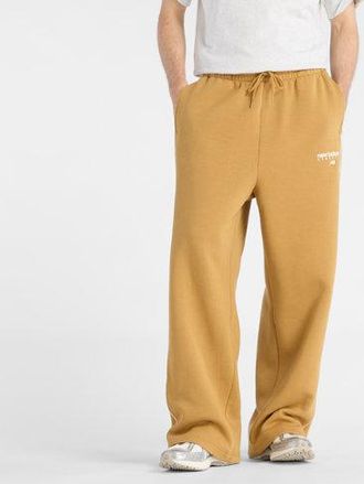New Balance Herren Trackside Fleece Pant in Braun/Wei&szlig;, Poly Fleece, Gr&ouml;&szlig;e 2XL