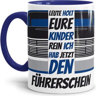 Tassendruck Spruch-Tasse zum Führerschein - Holt eure Kinder rein blau - Innen & Henkel Dunkelblau - Mug/Cup/Becher/Lustig/Geschenk-Idee/Beste Qualität