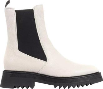 4 ways to wear the white boots trend | Stylight