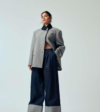 Asos Curve - Elegante Jeans in Indigoblau mit weitem Bein und Umschlag-Marineblau