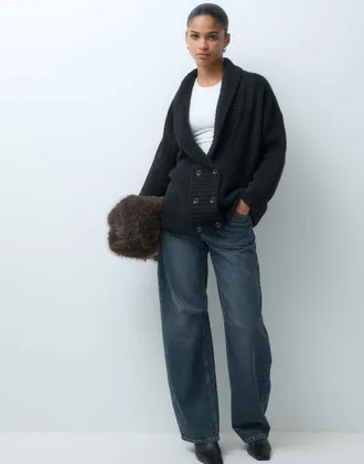 Asos Strick-Cardigan mit Oversize-Passform, l&auml;ssigem Schnitt und zweireihiger Knopfleiste in Schwarz