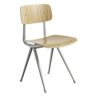 HAY Chaise Result en chêne laqué brillant - Réedition Friso Kramer & Wim Rietveld Hay