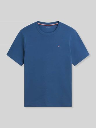 Tommy Hilfiger Regular Fit T-Shirt mit kleinem Logo-Detail
