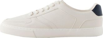 Next Sneaker