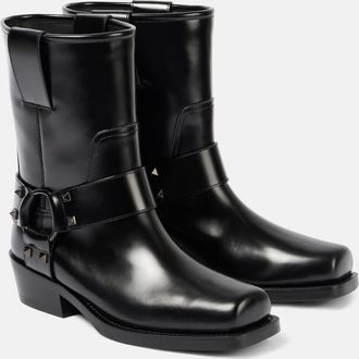Valentino Garavani Bikerstiefel Rockstud aus Leder