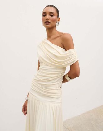 Pretty Lavish top asym&eacute;trique fronc&eacute; couleur cr&egrave;me-Blanc