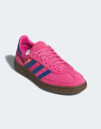 adidas Originals Handball Spezial - Schuhe in Shock Pink / Dark Marine / Gum-Rosa