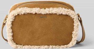 HUGO BOSS Umh&auml;ngetasche mit Teddy-Besatz Modell Sandy