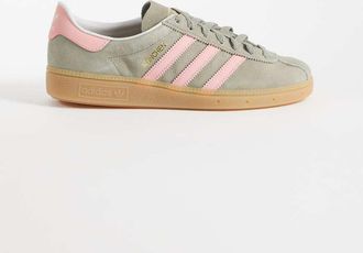 adidas Originals Muenchen - Sneaker in Gr&uuml;n und Rosa