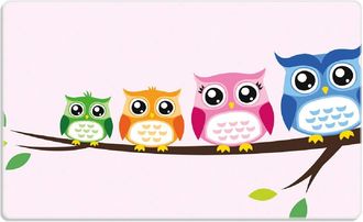 Wallario Fr&uuml;hst&uuml;cksbrettchen aus Glas, Glasunterlage, Glasbrettchen Eulenfamilie auf einem AST Comic Stil, Gr&ouml;&szlig;e 14 x 23 cm, Sicherheitsglas