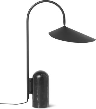 Ferm Living Lampe de table en marbre Arum Ferm Living