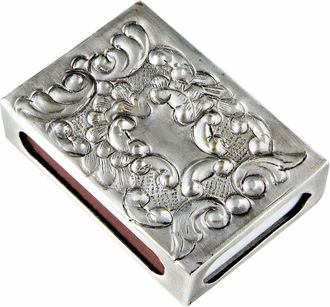 Loberon Etui für Streichholzschachtel Lytham, Pure Nostalgie, Ornamente in 3D-Optik, Kaminzubehör, Accessoire, Messing, antiksilber