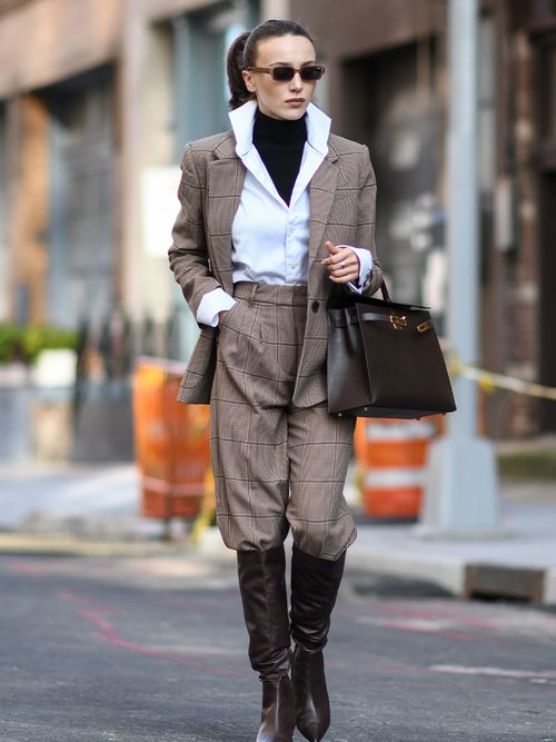 pantalon rentré dans les bottes