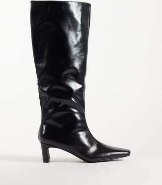 Raid Serafina spitze Stiefel bis zum Knie in Schwarz