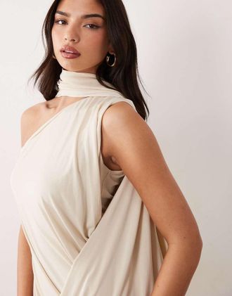 Asos Wickelkleid in Cremewei&szlig; mit Schaldetail und One-Shoulder-Tr&auml;ger
