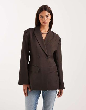 Gina Tricot Gina Tricot - Geformter Blazer in Dunkelbraun mit Schulterpolstern-Brown