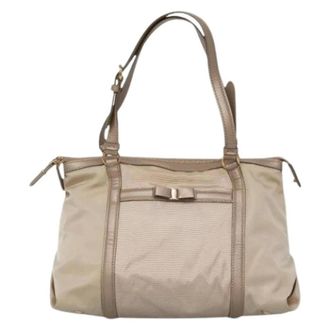 Ferragamo Sac &agrave; main en nylon Pre-owned - Femme - Pre-owned - Beige - Taille: ONE Size