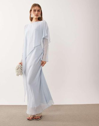 Asos Robe longue &agrave; manches longues et cape - Bleu p&acirc;le