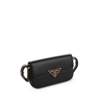 Prada Umhängetasche aus Leder in Schwarz