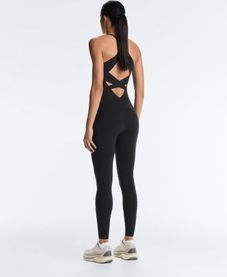 Oysho Langer Kompressions-Jumpsuit in Schwarz mit Neckholder