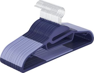 Songmics Kleiderbügel Kunststoff, 20er Set, Bügel mit U-förmiger Öffnung, platzsparend, 0,5 cm dick, 41,5 cm breit, um 360° drehbarer Haken, dunkelblau-hellbla