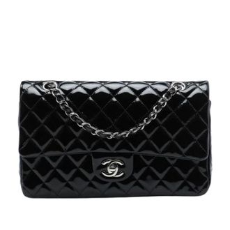 Chanel Sac bandouli&egrave;re matelass&eacute; en cuir verni pr&eacute;-poss&eacute;d&eacute; &agrave; double rabat - Femme - Pre-owned - Noir - Taille: ONE Size