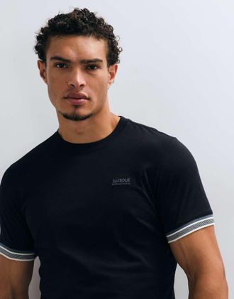 Barbour Newport T-Shirt mit kurzen &Auml;rmeln, Kontraststreifen und Logo in Schwarz