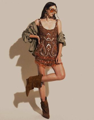 Asos Robe courte structur&eacute;e &agrave; ornements - Marron