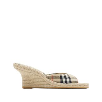 Burberry Femme, Chaussures, Beige, Taille: 40 EU Escarpins compens&eacute;s &agrave; enfiler &agrave; motif &agrave; carreaux beige