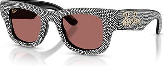 Ray-Ban Wayfarer Puffer Crystal Pav&egrave; Edition Sonnenbrillen Schwarz Fassung Violett Glas 47-23