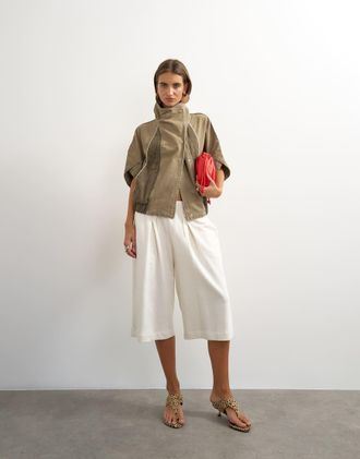 Topshop top de sport &agrave; col chemin&eacute;e et manches factices en olive-Vert