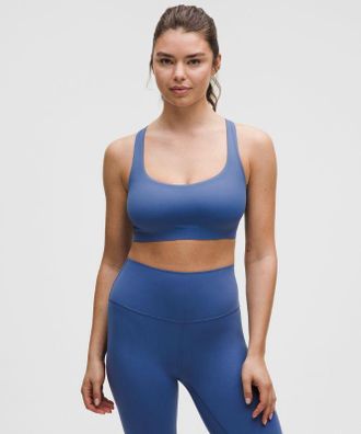 lululemon FlexyFlex Yoga-BH mit &uuml;berkreuzten Tr&auml;gern Leichter Halt f&uuml;r D-DD-Cups f&uuml;r Frauen - Gr&ouml;&szlig;e XXS/XS in Brilliant Blue