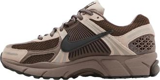 Nike Homme, Chaussures, Multicolore, Taille: 42 EU Nike Zoom Vomero 5 Plum Eclipse (Womens)