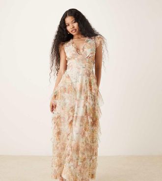 Lace & Beads Petite Robe longue en tulle &agrave; imprim&eacute; fleuri et volants-Brown