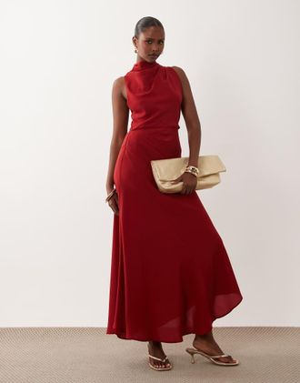 Asos Midaxi-Kleid aus Crepe mit hohem Kragen und weitem Rock in Rot