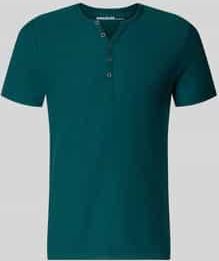 Mc Neal T-Shirt mit V-Ausschnitt und Knopfleiste