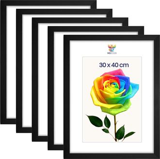 MG Design 5er Set Bilderrahmen 30 x 40 cm - Fotorahmen mit Schwarz Echtholzrahmen und bruchsicherem Acrylglas, Hoch & Quer zum Aufh&auml;ngen, zum Aufstellen