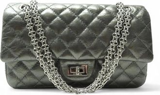 Chanel Crossbody Bags - CHANEL 2.55 MEDIUM QUILTED LEDER SILBERNE SCHULTER - Gr. unisize - in Silber - f&uuml;r Damen