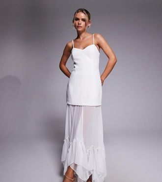 Forever New Robe caraco longue de mari&eacute;e &agrave; ourlet en pointe - Ivoire-Blanc