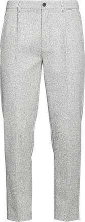 Calvin Klein HOSEN & R&Ouml;CKE - Hosen auf YOOX.COM