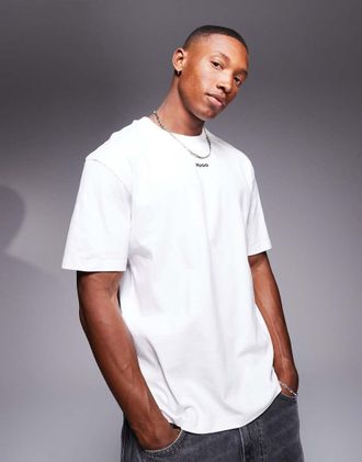 HUGO BOSS HUGO Red - Dapolino - T-Shirt in Wei&szlig; mit lockerem Schnitt