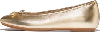 FitFlop Damen Delicato Bow Soft Metallic-Leather Ballet Flats Ballerinas, Platin, 40.5 EU Schmal