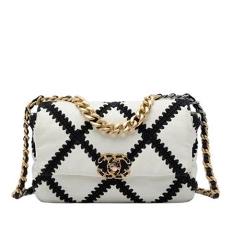 Chanel Pre-owned 19 Flap Bag - - Pre-owned - Damen - Wei&szlig; - ONE SIZE