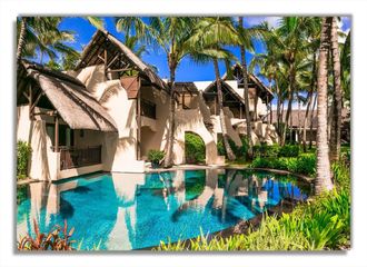 Wallario selbstklebendes Poster - Tropisches Resort mit Palmen, Aufkleber in Premiumqualit&auml;t, Klebefolie Gr&ouml;&szlig;e: 70 x 100 cm (Riesenposter)